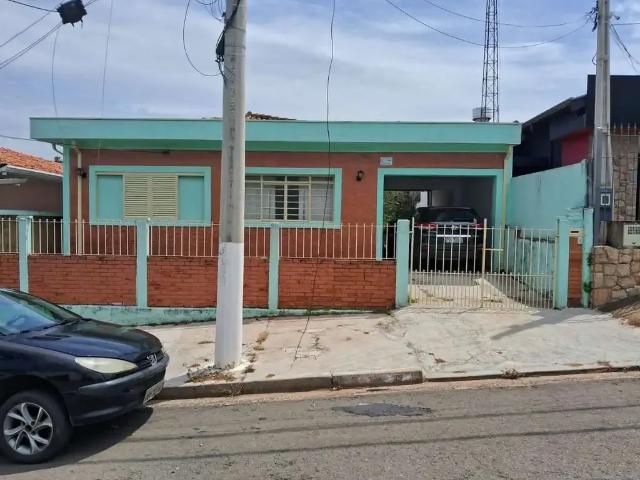Casa / Sobrado Comercial para Locação em Campinas/SP Jardim São Francisco Sousas 2 Quartos
