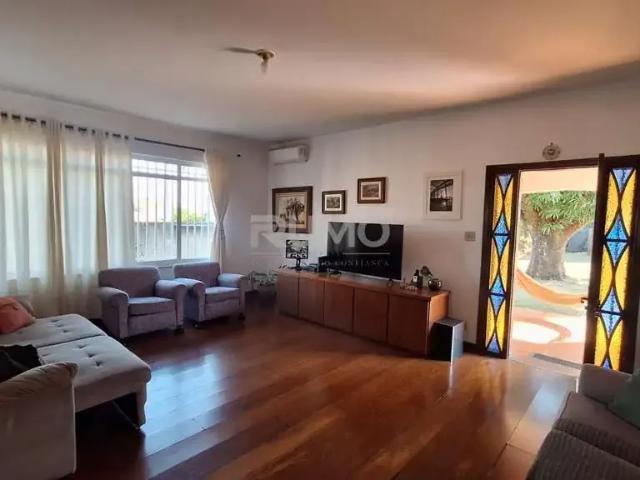 Casa / Sobrado Comercial para Locação em Campinas/SP Parque Taquaral 3 Quartos