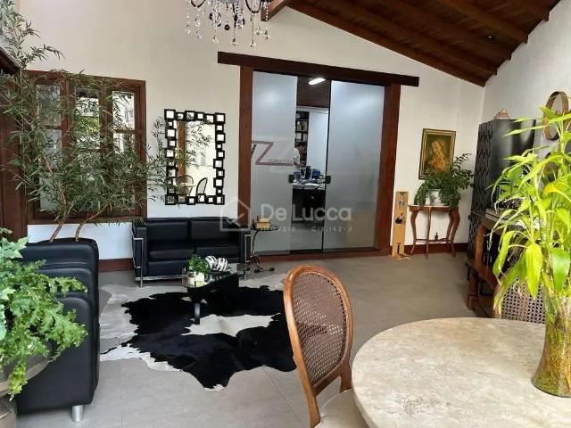 Casa / Sobrado Comercial para Locação em Campinas/SP Taquaral 5 Quartos