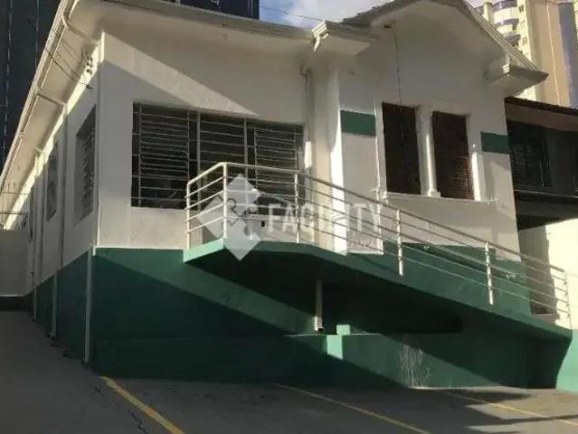 Casa / Sobrado Comercial para Locação em Campinas/SP Vila Itapura 4 Quartos