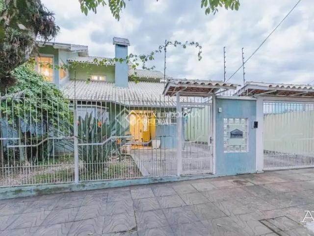 Casa / Sobrado Comercial para Locação em Canoas/RS Nossa Senhora das Graças 5 Quartos