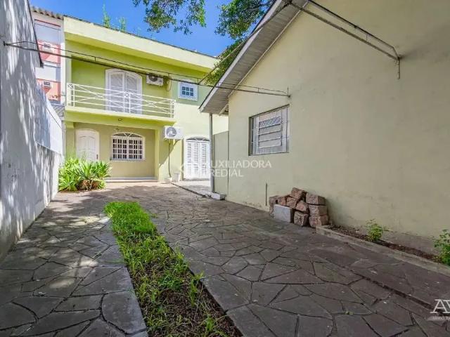 Casa / Sobrado Comercial para Locação em Canoas/RS Centro 6 Quartos