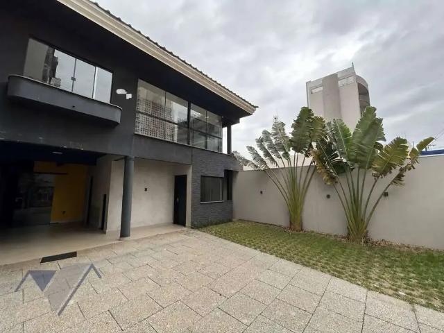 Casa / Sobrado Comercial para Locação em Cascavel/PR Centro 6 Quartos