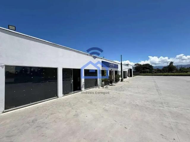 Casa / Sobrado Comercial para Locação em Caraguatatuba/SP Jardim Tarumãs