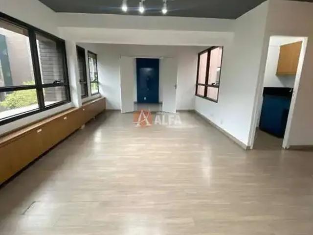 Casa / Sobrado Comercial para Locação em Cotia/SP Jardim Lambreta
