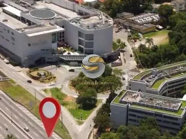 Casa / Sobrado Comercial para Locação em Cotia/SP Jardim Lambreta