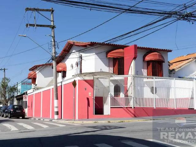 Casa / Sobrado Comercial para Locação em Cotia/SP Vila São Francisco de Assis