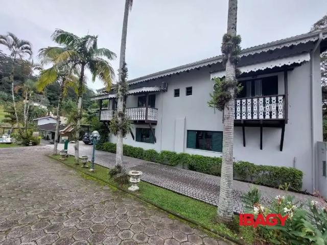 Casa / Sobrado Comercial para Locação em Florianópolis/SC Carvoeira