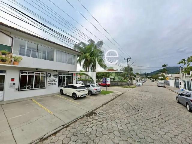 Casa / Sobrado Comercial para Locação em Florianópolis/SC Córrego Grande