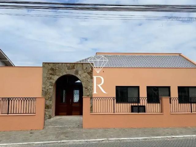 Casa / Sobrado Comercial para Locação em Florianópolis/SC Ribeirão da Ilha