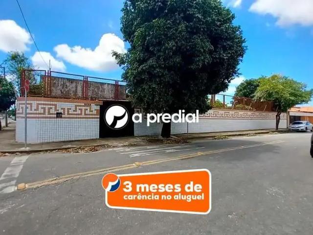 Casa / Sobrado Comercial para Locação em Fortaleza/CE Cidade dos Funcionários 3 Quartos