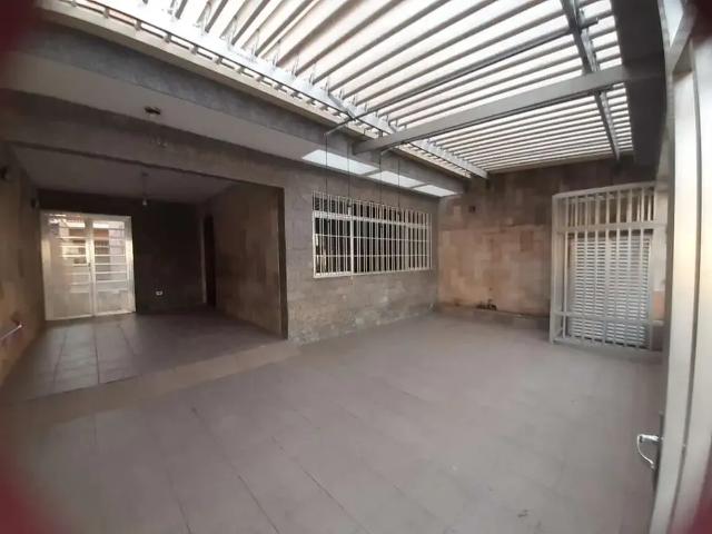 Casa / Sobrado Comercial para Locação em Guarulhos/SP Macedo 3 Quartos