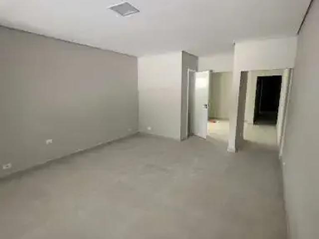 Casa / Sobrado Comercial para Locação em Guarulhos/SP Centro 6 Quartos
