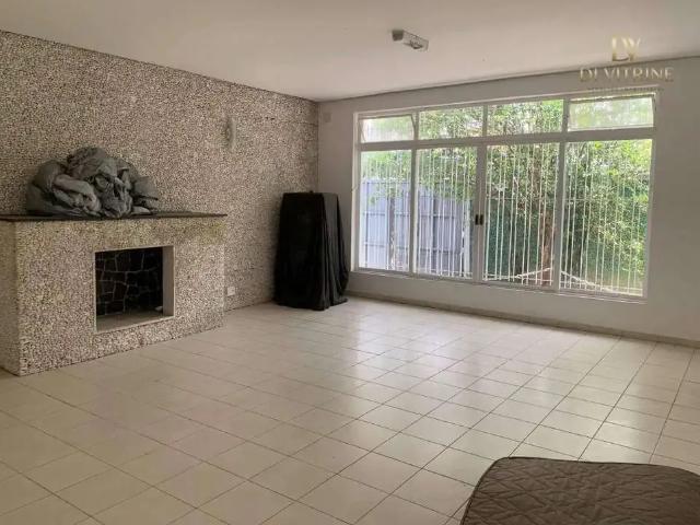 Casa / Sobrado Comercial para Locação em Guarulhos/SP Centro 3 Quartos