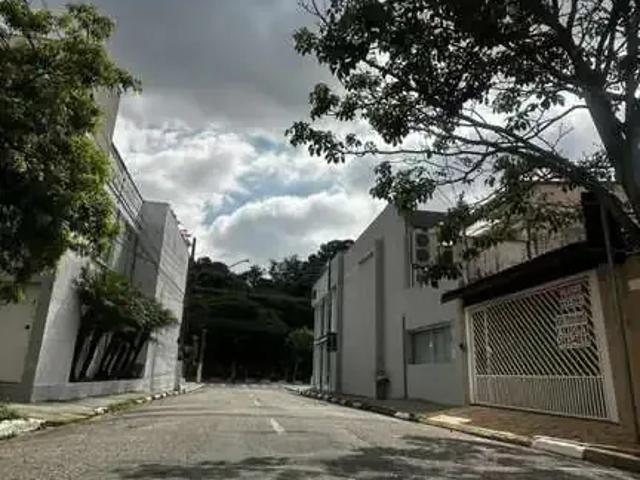 Casa / Sobrado Comercial para Locação em Guarulhos/SP Jardim Maia