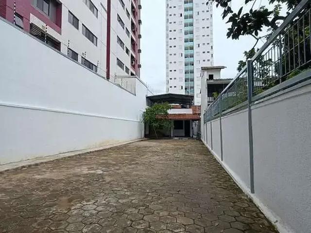 Casa / Sobrado Comercial para Locação em Governador Valadares/MG Centro 4 Quartos