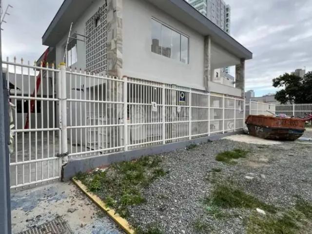 Casa / Sobrado Comercial para Locação em Itajaí/SC Centro