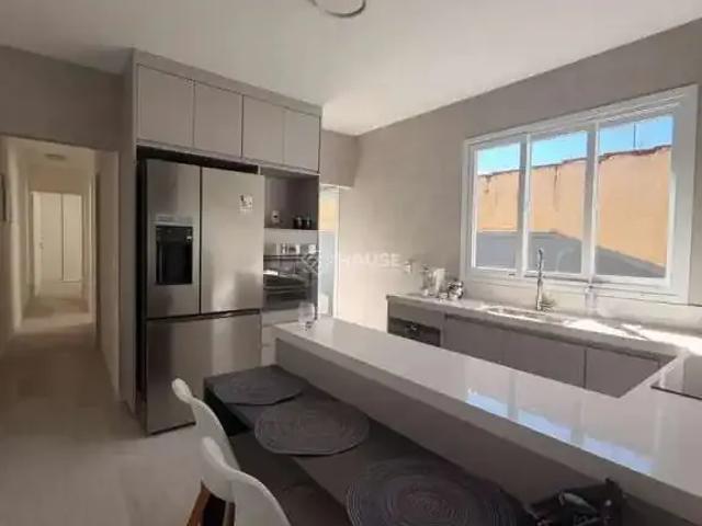 Casa / Sobrado Comercial para Locação em Itatiba/SP Jardim Morumbi 2 Quartos