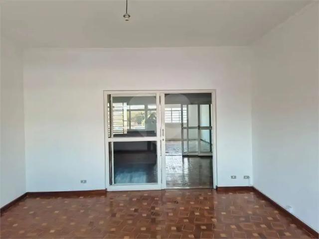 Casa / Sobrado Comercial para Locação em Indaiatuba/SP Centro 2 Quartos