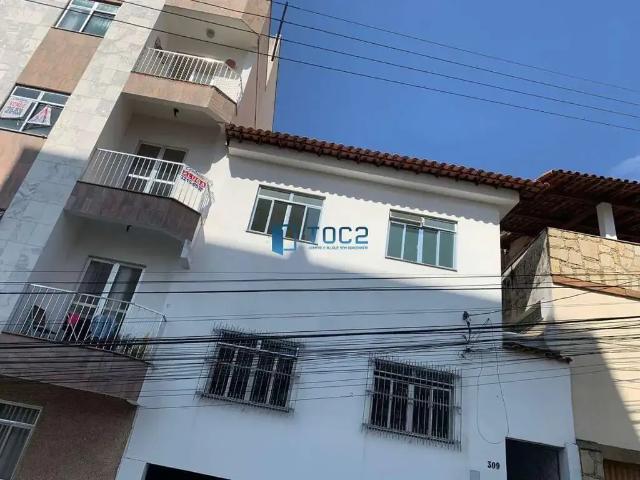 Casa / Sobrado Comercial para Locação em Juiz de Fora/MG Centro 4 Quartos