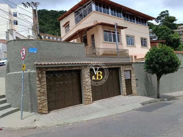 Casa / Sobrado Comercial para Locação em Juiz de Fora/MG Santa Helena 5 Quartos