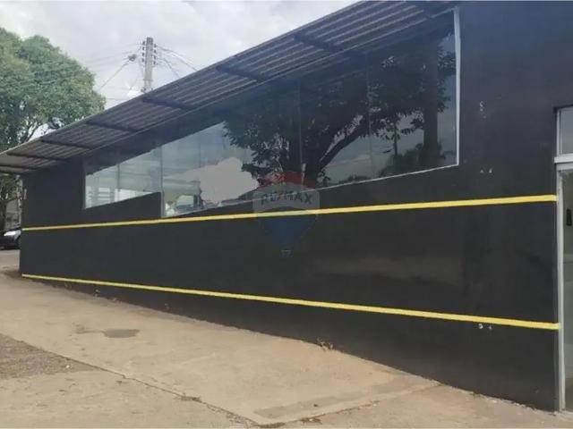Casa / Sobrado Comercial para Locação em Jaguariúna/SP Loteamento Capotuna