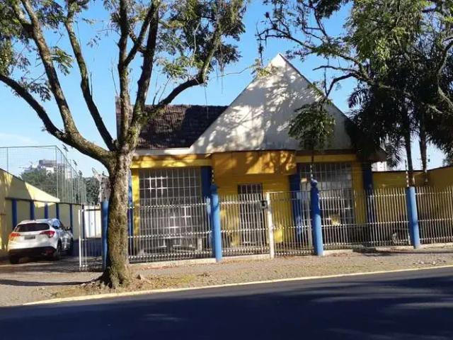 Casa / Sobrado Comercial para Locação em Joinville/SC Saguaçu