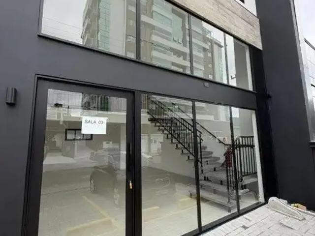 Casa / Sobrado Comercial para Locação em Joinville/SC Santo Antônio