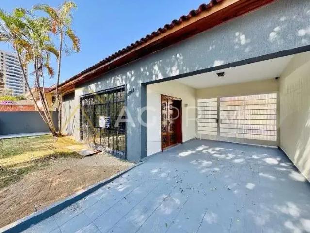 Casa / Sobrado Comercial para Locação em Londrina/PR Centro 3 Quartos