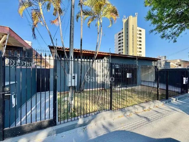 Casa / Sobrado Comercial para Locação em Londrina/PR Centro 3 Quartos
