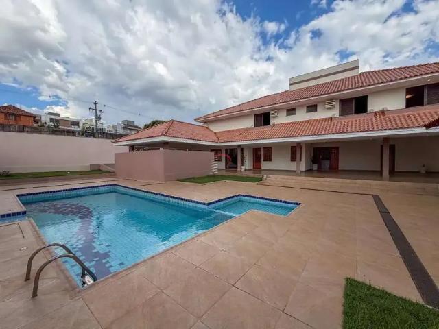 Casa / Sobrado Comercial para Locação em Londrina/PR Araxá