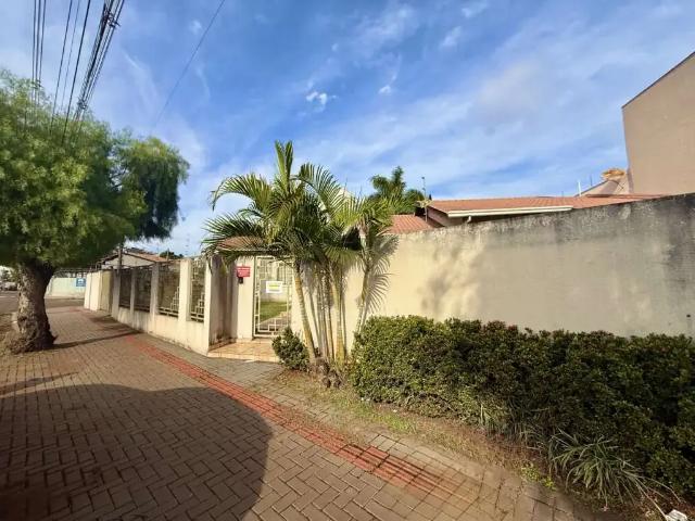Casa / Sobrado Comercial para Locação em Londrina/PR Jardim São Jorge 4 Quartos