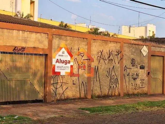 Casa / Sobrado Comercial para Locação em Londrina/PR Portal de Versalhes 3 3 Quartos