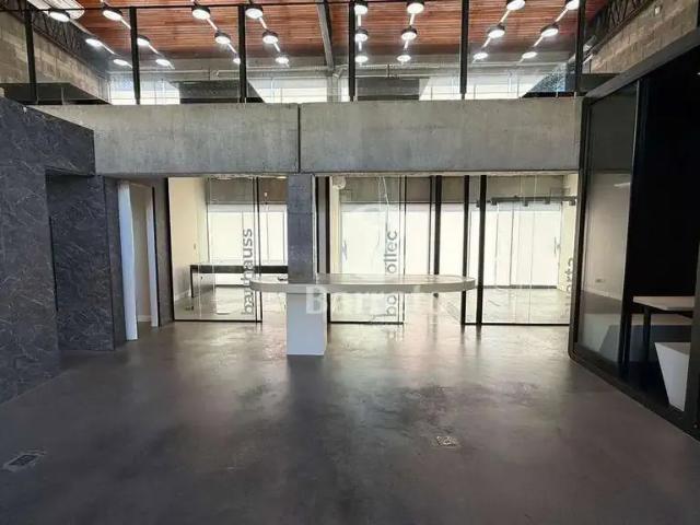 Casa / Sobrado Comercial para Locação em Londrina/PR Universitário