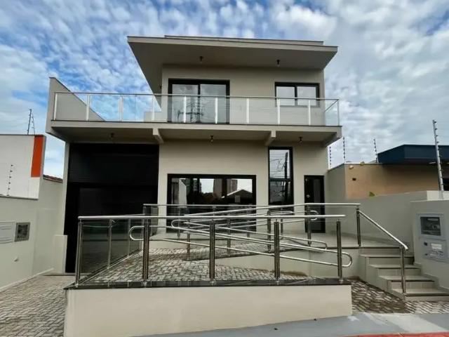 Casa / Sobrado Comercial para Locação em Londrina/PR Vila Ipiranga 3 Quartos