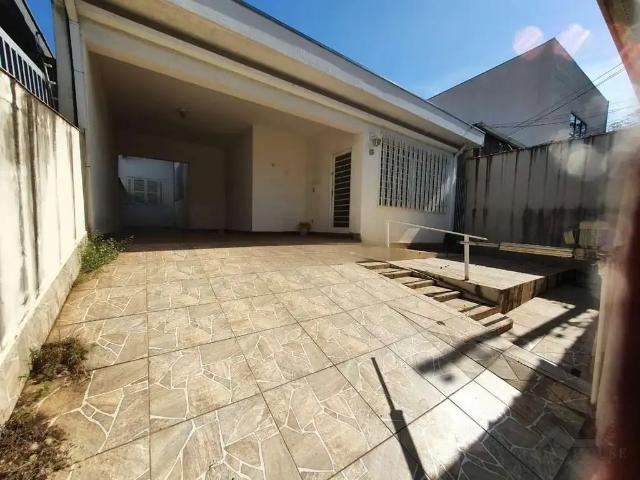 Casa / Sobrado Comercial para Locação em Paulínia/SP Jardim de Itapoan 3 Quartos