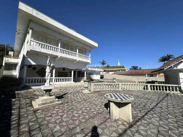 Casa / Sobrado Comercial para Locação em Penha/SC Armação 9 Quartos