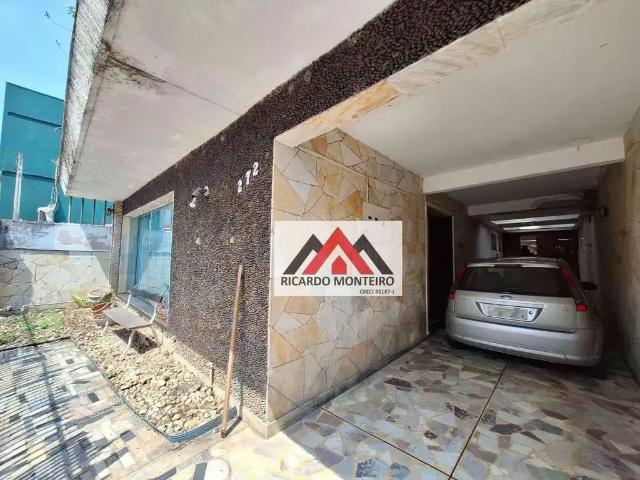 Casa / Sobrado Comercial para Locação em Pindamonhangaba/SP Centro 5 Quartos