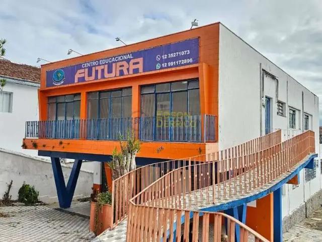 Casa / Sobrado Comercial para Locação em Pindamonhangaba/SP Centro 3 Quartos