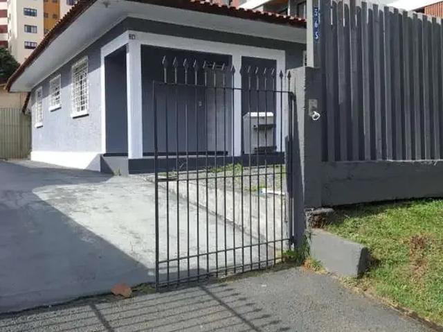 Casa / Sobrado Comercial para Locação em Pinhais/PR Centro