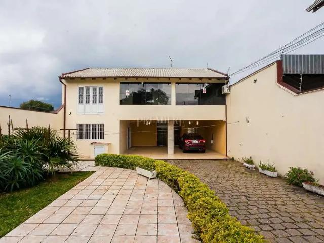Casa / Sobrado Comercial para Locação em Pinhais/PR Jardim Cláudia 2 Quartos