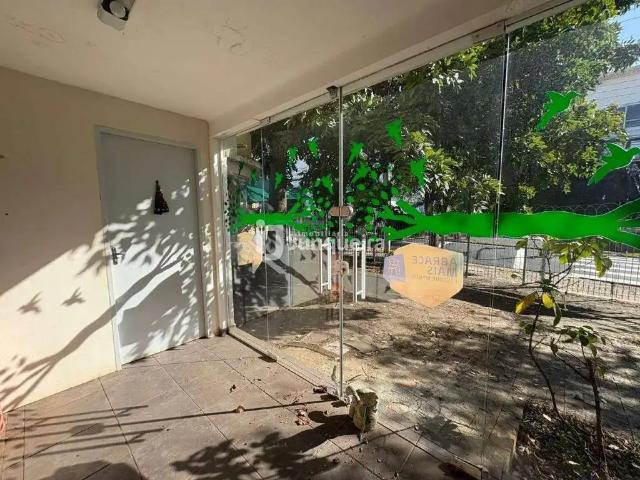 Casa / Sobrado Comercial para Locação em Piracicaba/SP Vila Independência 4 Quartos