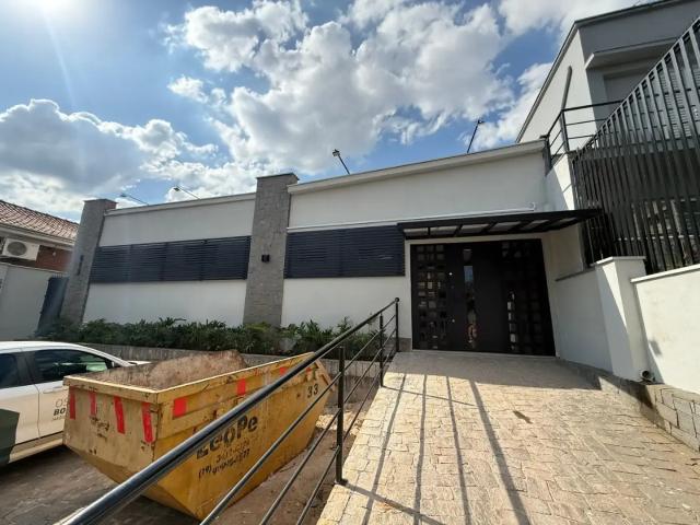 Casa / Sobrado Comercial para Locação em Piracicaba/SP Cidade Alta