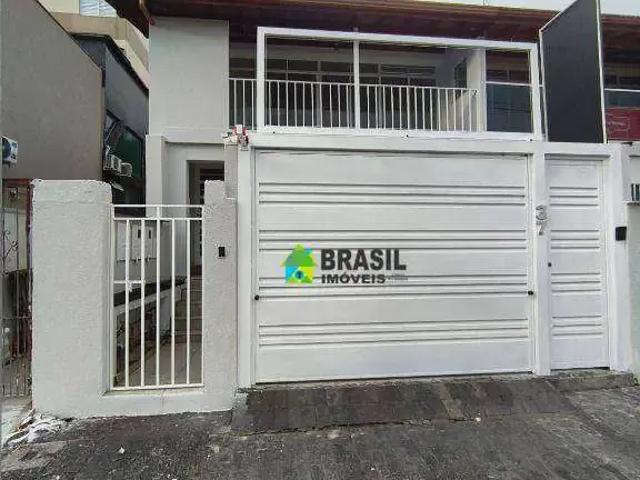 Casa / Sobrado Comercial para Locação em Poços de Caldas/MG Centro 3 Quartos