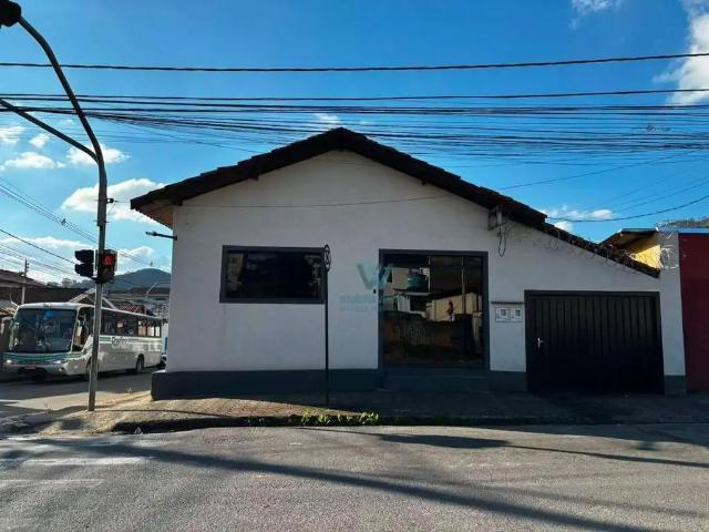 Casa / Sobrado Comercial para Locação em Poços de Caldas/MG Country Club 3 Quartos