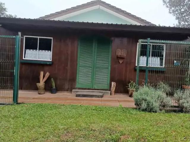 Casa / Sobrado Comercial para Locação em Ponta Grossa/PR Colônia Dona LuÍza
