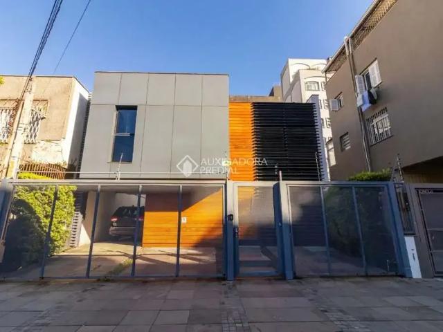Casa / Sobrado Comercial para Locação em Porto Alegre/RS Menino Deus 3 Quartos