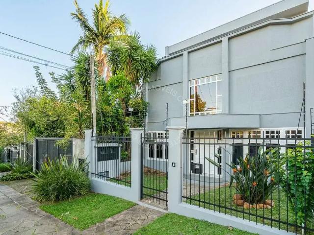 Casa / Sobrado Comercial para Locação em Porto Alegre/RS Chácara das Pedras