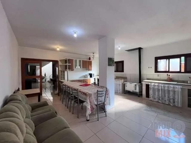 Casa / Sobrado Comercial para Locação em Porto Alegre/RS Partenon