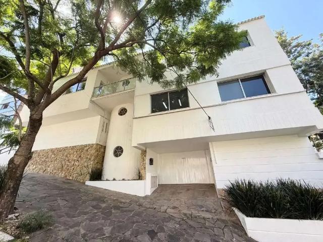 Casa / Sobrado Comercial para Locação em Porto Alegre/RS São João